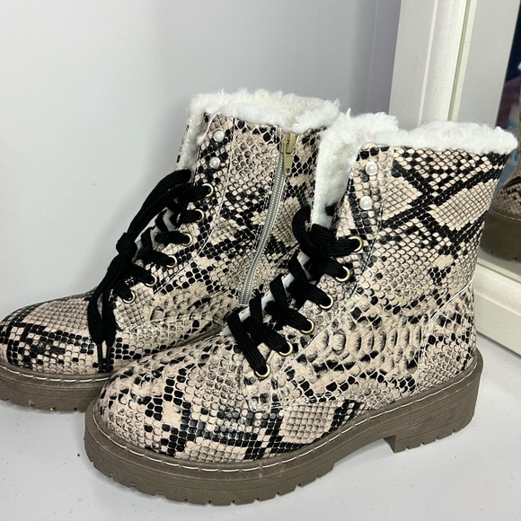 True Craft | Shoes | True Craft Snakeskin Combat Boots | Poshmark